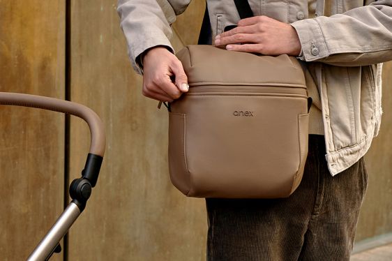 How to choose an online baby stroller store?